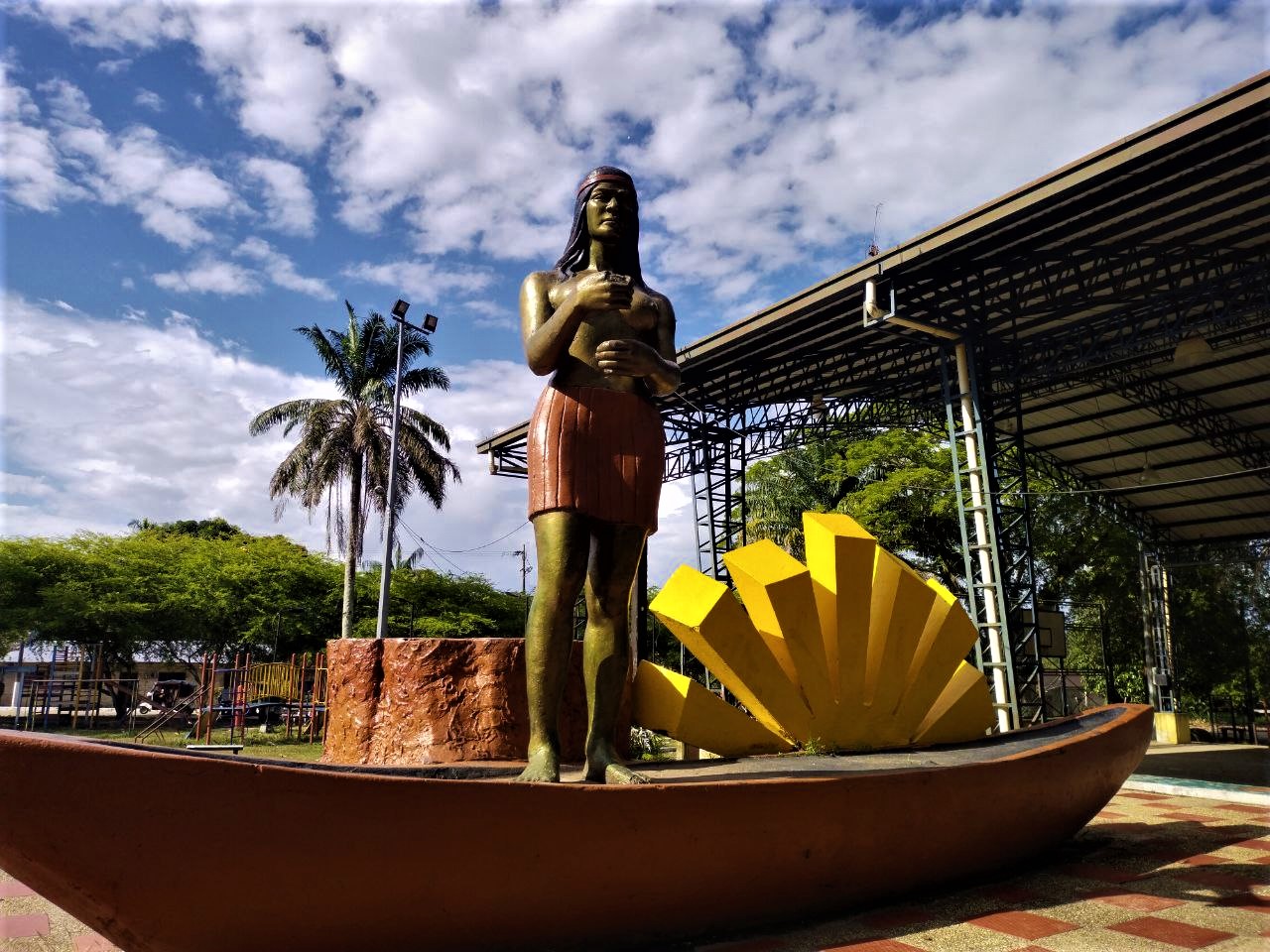 TOUR POR EL DEPARTAMENTO DE GUAINÍA - “espejito de sol”