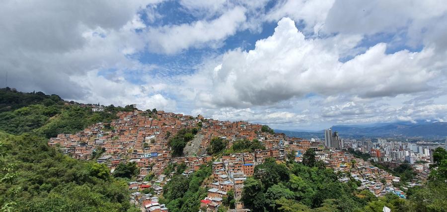 Turismo en Bucaramanga: Comuna 14 a son de cumbia y murales