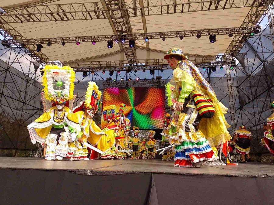 Carnaval de Barranquilla: danzas del garabato y el mapalé