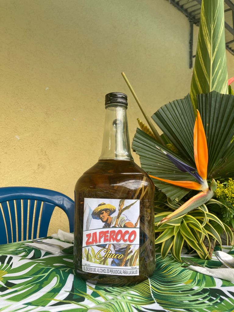 Viche, bebida ancestral del Pacífico colombiano