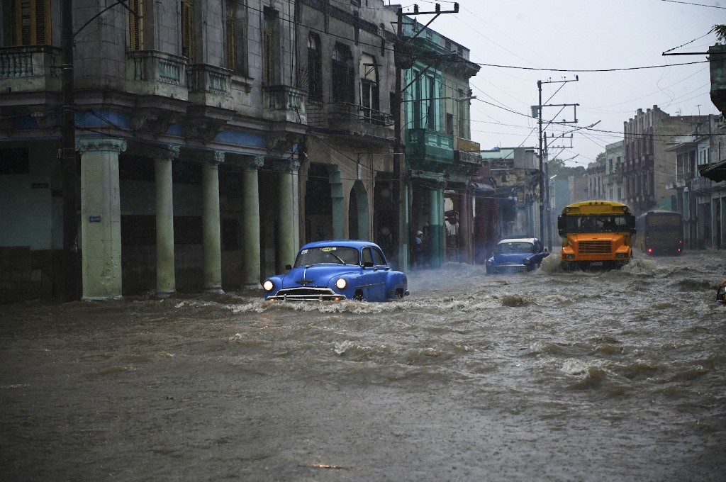 Tormenta Elsa golpea a Cuba tras su paso hacia Florida