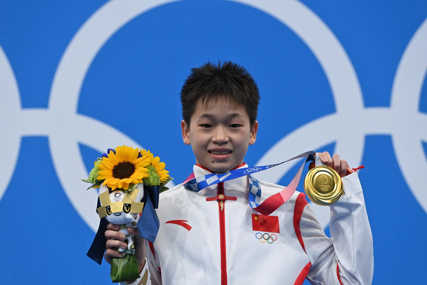 Hongchan Quan, la clavadista china de 14 años que obtuvo el oro
