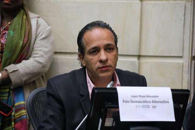Alexander López Maya elegido presidente del Senado 2023