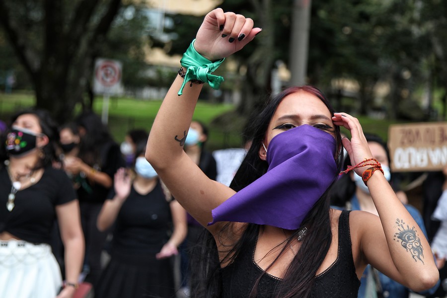 Línea 155: en tres años han aumentado 15% las llamadas