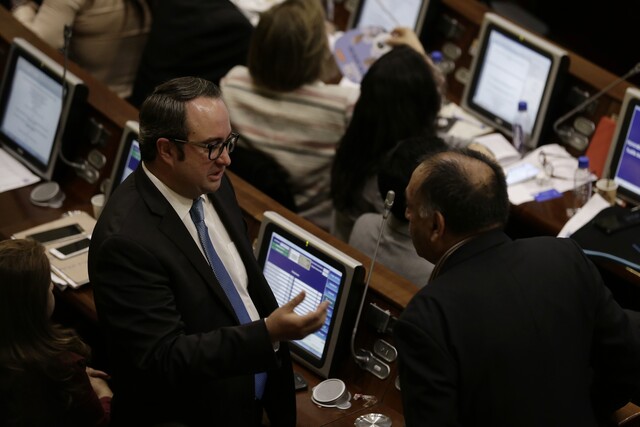 Abren indagación al senador Ciro Ramírez por presunta corrupción