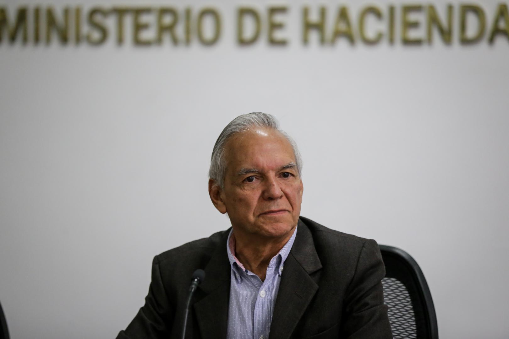 Ministro Hacienda Espera Que La Economía Supere El 1 8