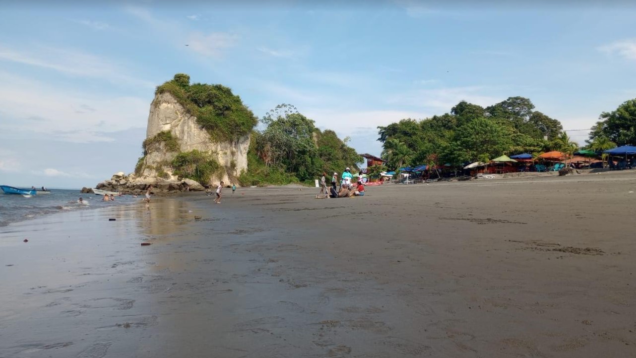 ¿Dónde se encuentra la playa El Morro?