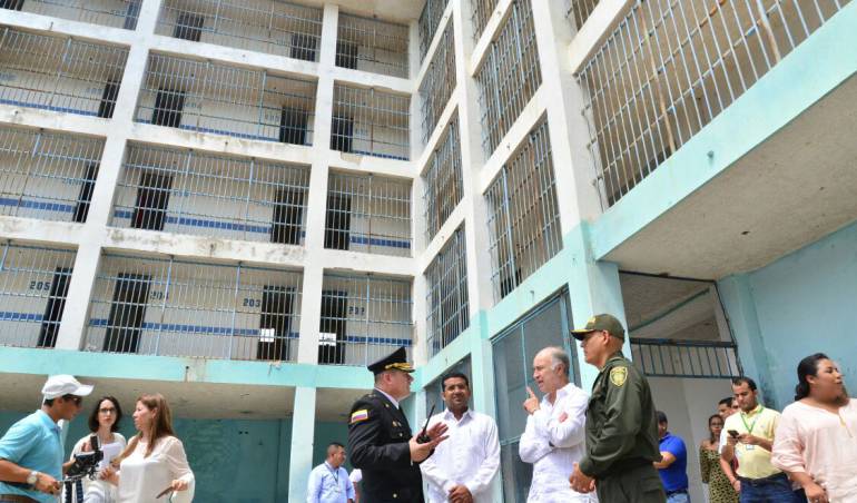 Más de 500 reclusos de la cárcel de Valledupar siguen en huelga de hambre