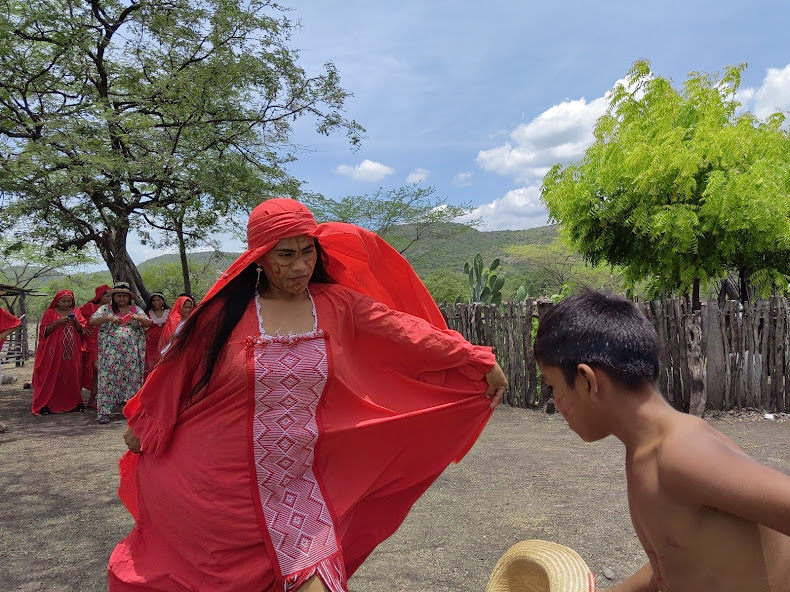 Indígenas wayuu: danza tradicional yonna