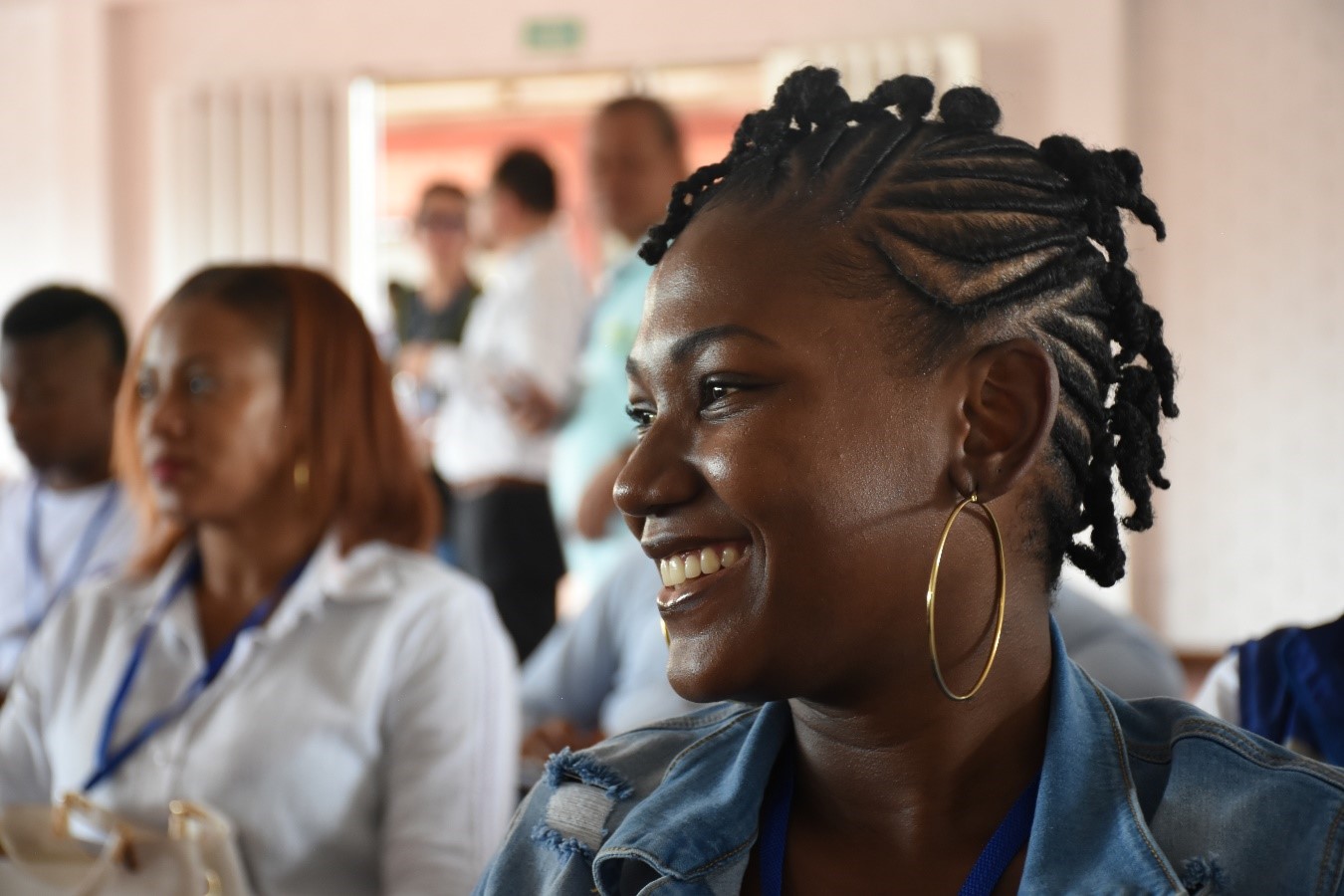 Resistencia y lucha: identidad de la mujer colombiana