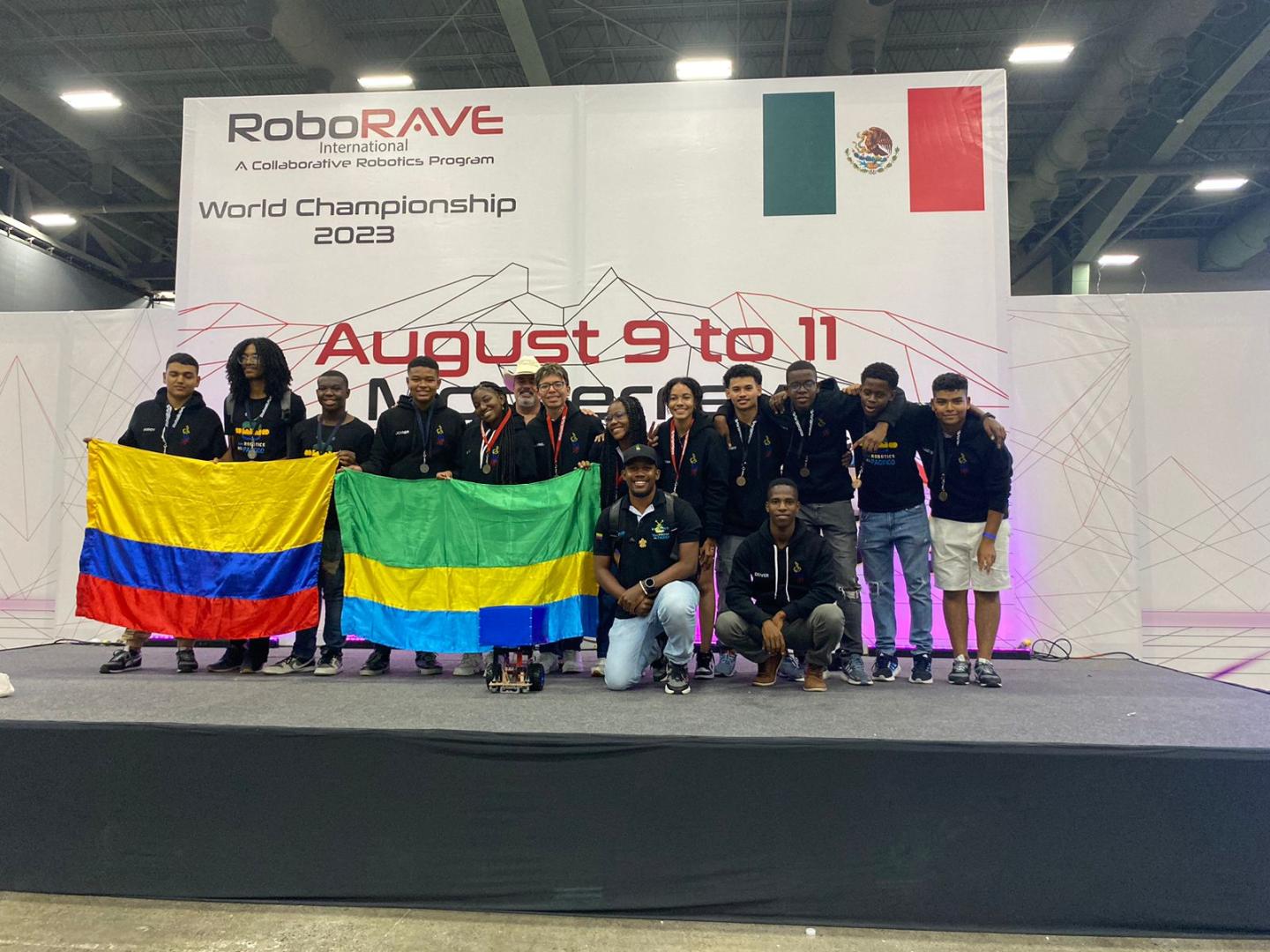 Equipo de robótica del Pacífico: campeones del RoboRave Championship 2023 en México