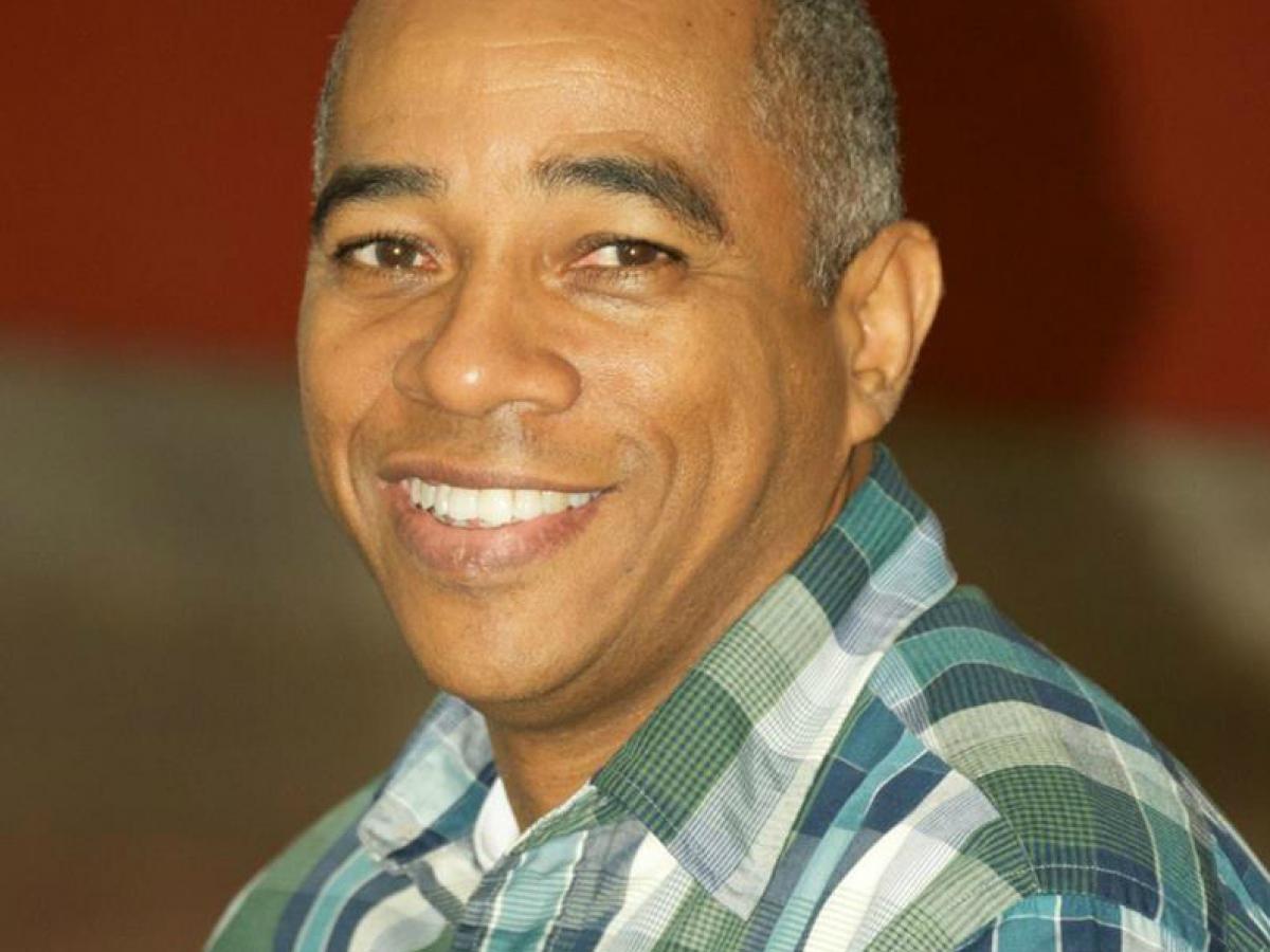 Conversando la salsa con Mario Diaz Parte 01