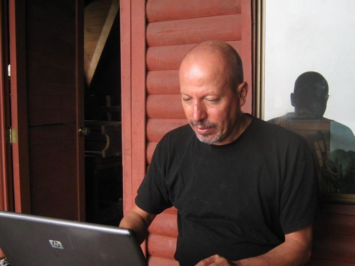 Margarita da la nota con Juan Fernando Merino