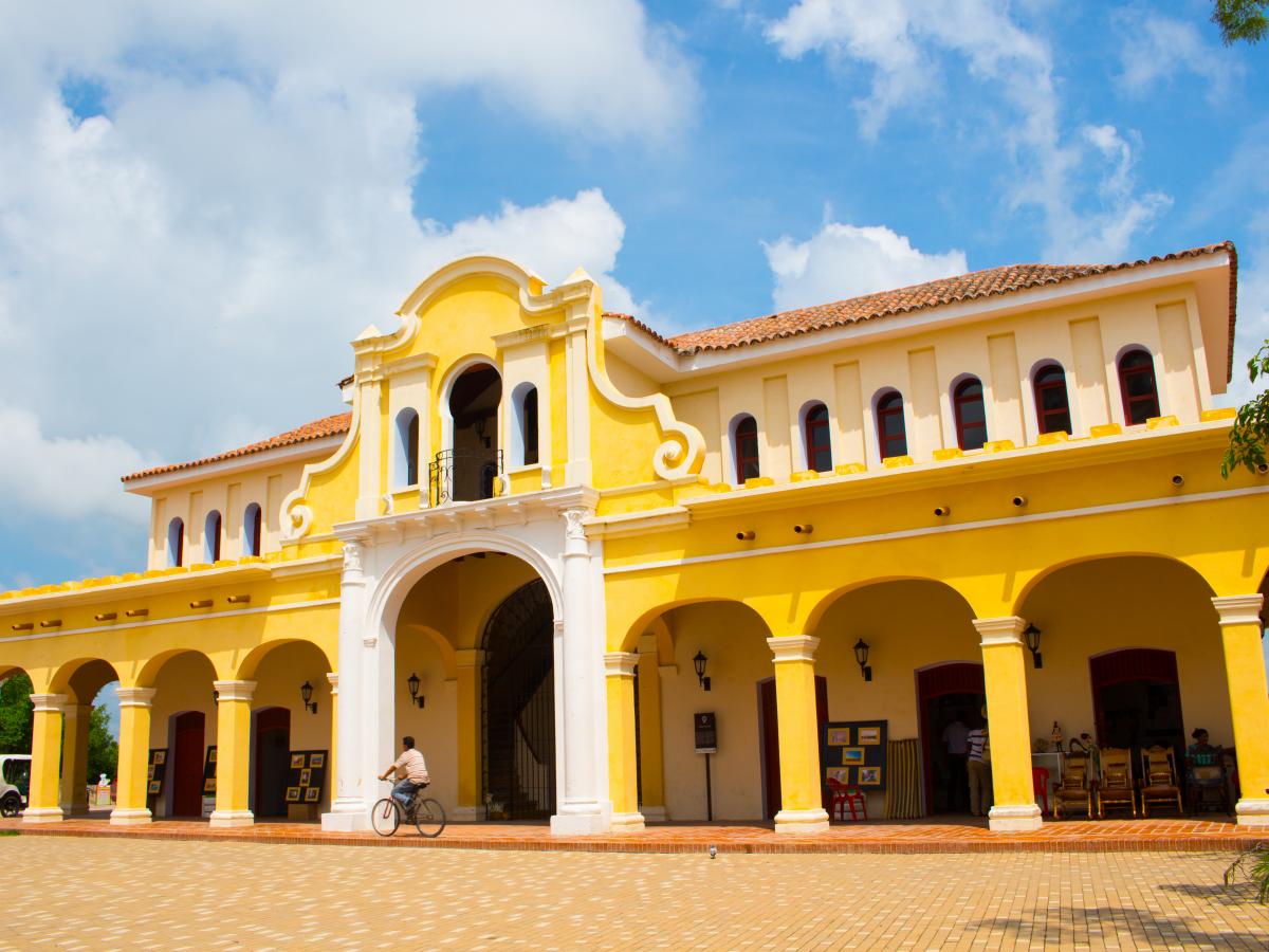 Santa Cruz de Mompox-Bolívar