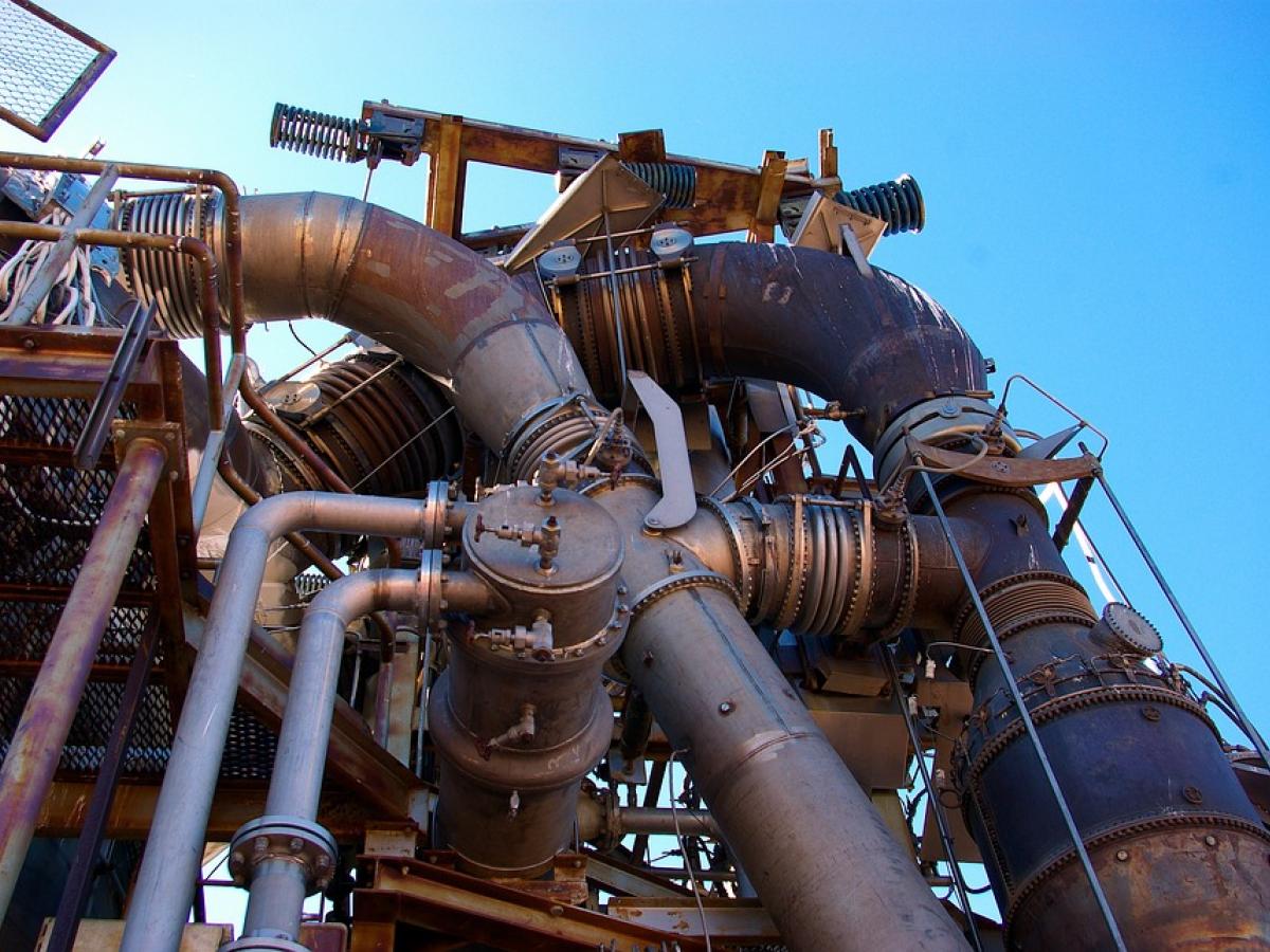 Japón reanuda un reactor nuclear de más de 40 años