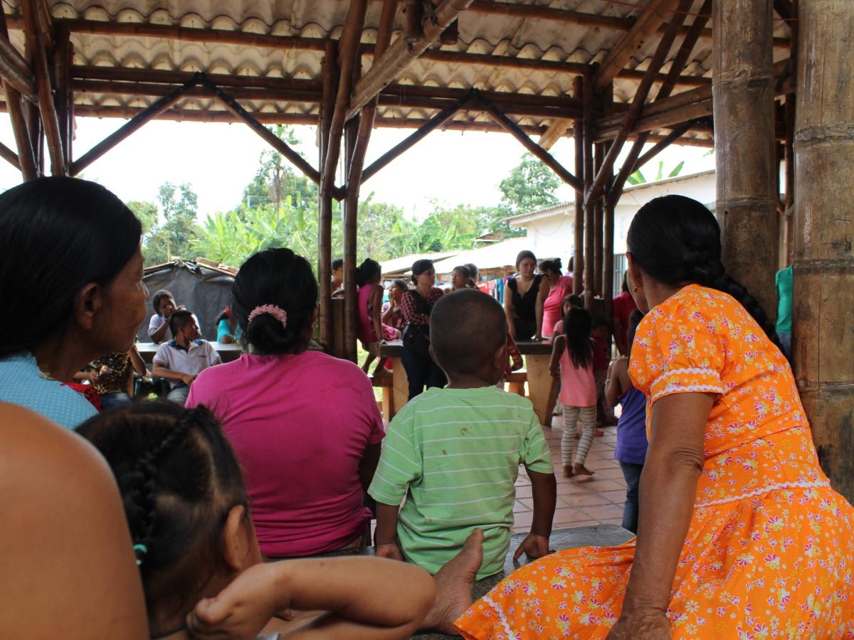 Indígenas desplazados del Chocó advierten riesgos en su retorno