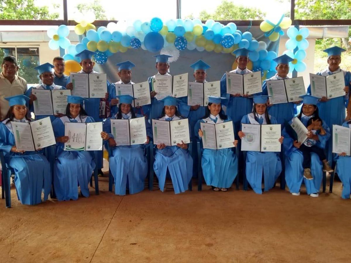 Excombatientes De Las Farc Se Graduaron De Bachilleres En Cesar