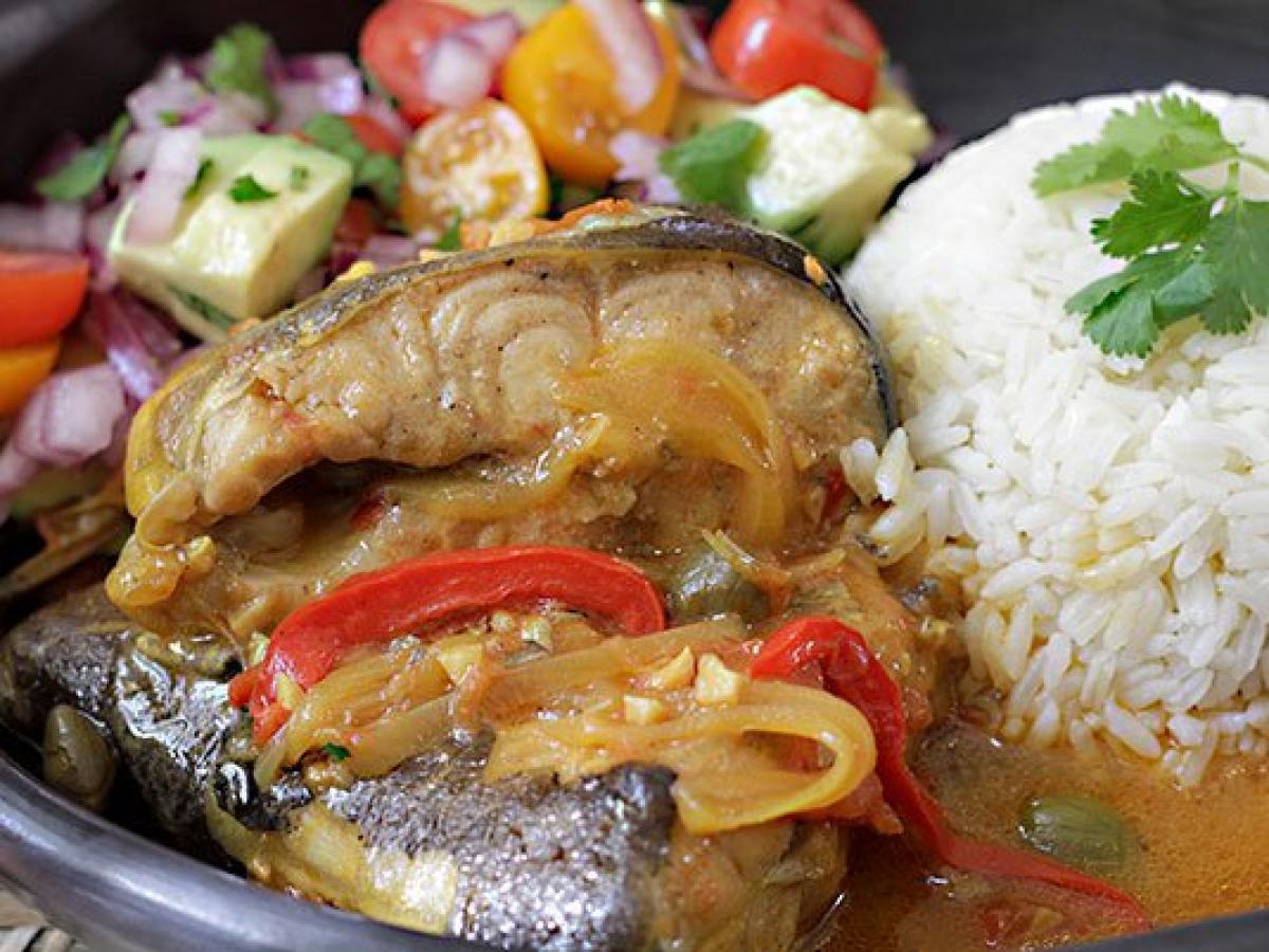 La receta perfecta: Bagre guisado en coco. | Radio Nacional