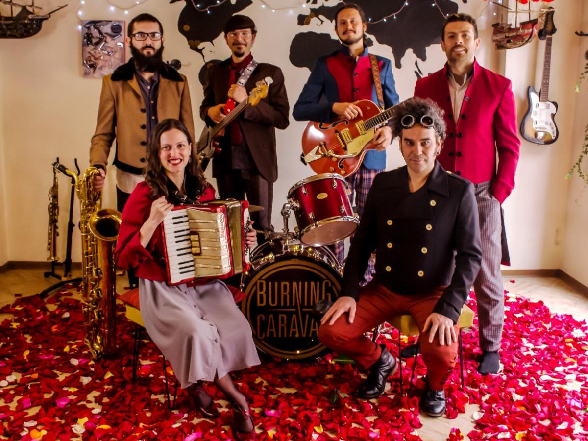 Burning Caravan: más allá de las canciones