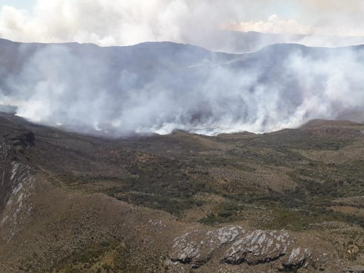 Incendios en páramo de Sumapaz: reportan nuevo foco de llamas